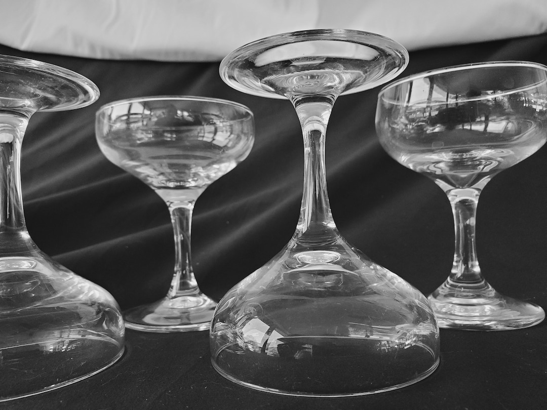 Classic French Champagne Coupe Set of 4 Made in France by Arcoroc ...