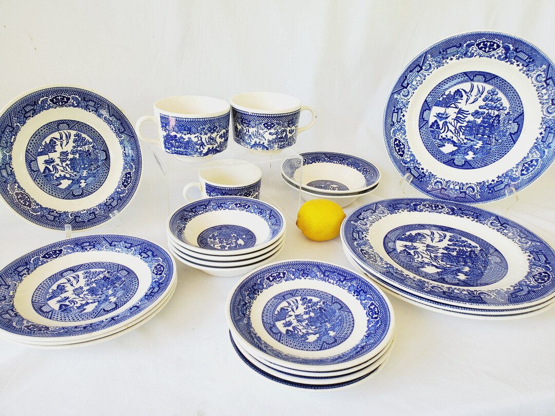 Blue Willow by Royal China Dinnerware Set Service for 4 Blue and White ...