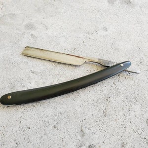 CV Heljestrand Eskilstuna Straight Razor Shoulderless With Barber's ...