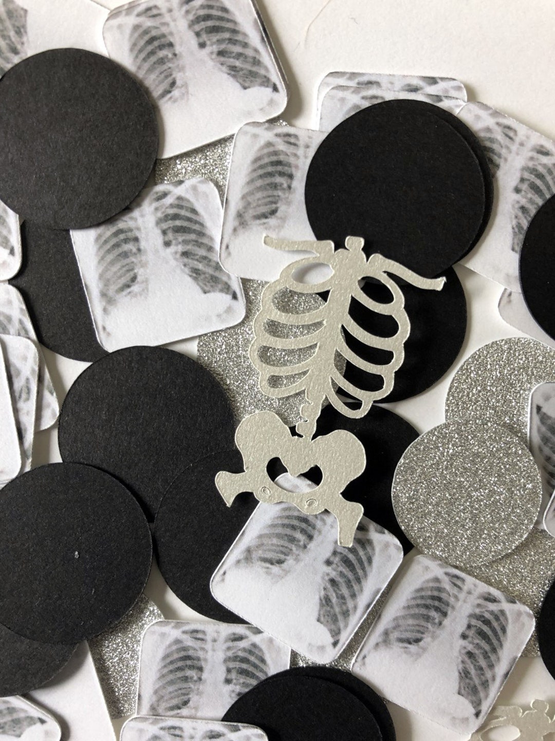 Xray Radiology Technician Radiology Skeleton Medical Imaging Bone Bones ...