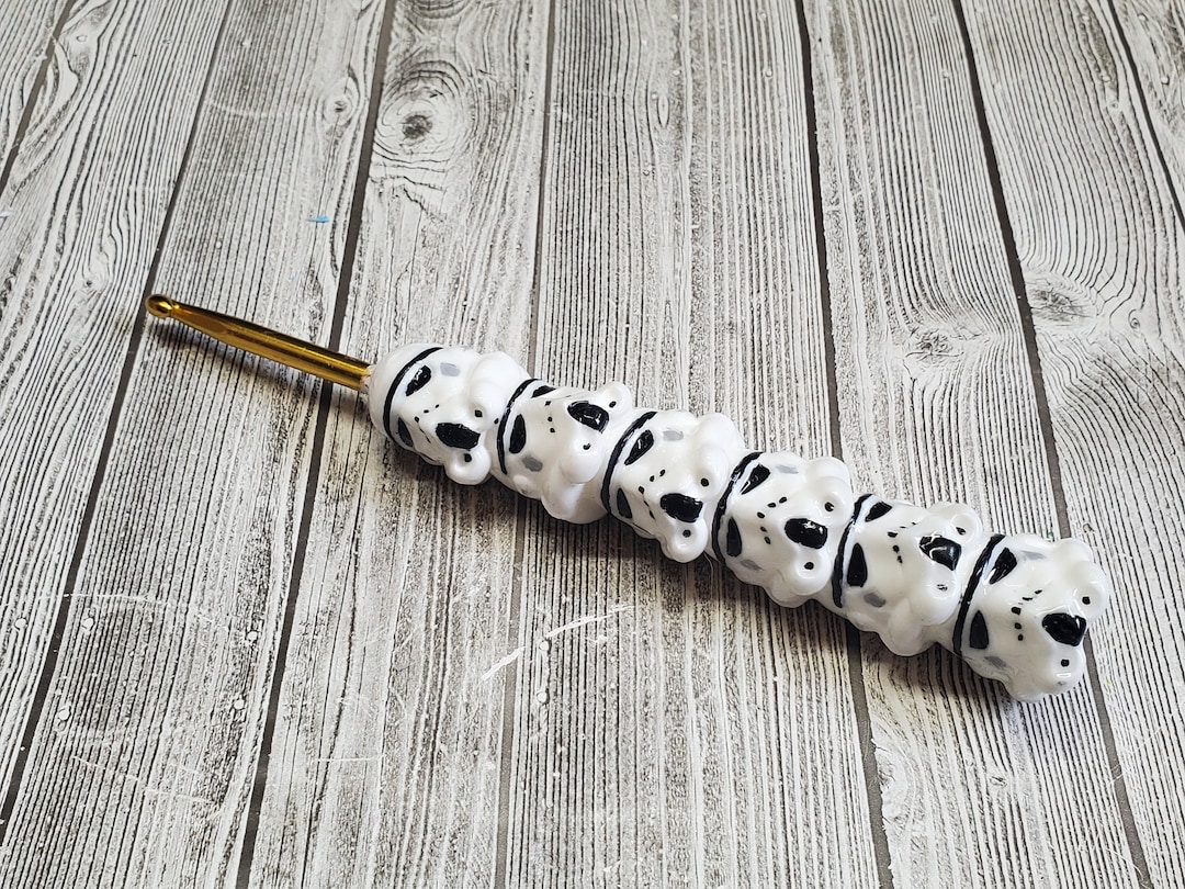 Ergonomic Crochet Hook, Stormtrooper Crochet Hook, Star Wars Inspired ...