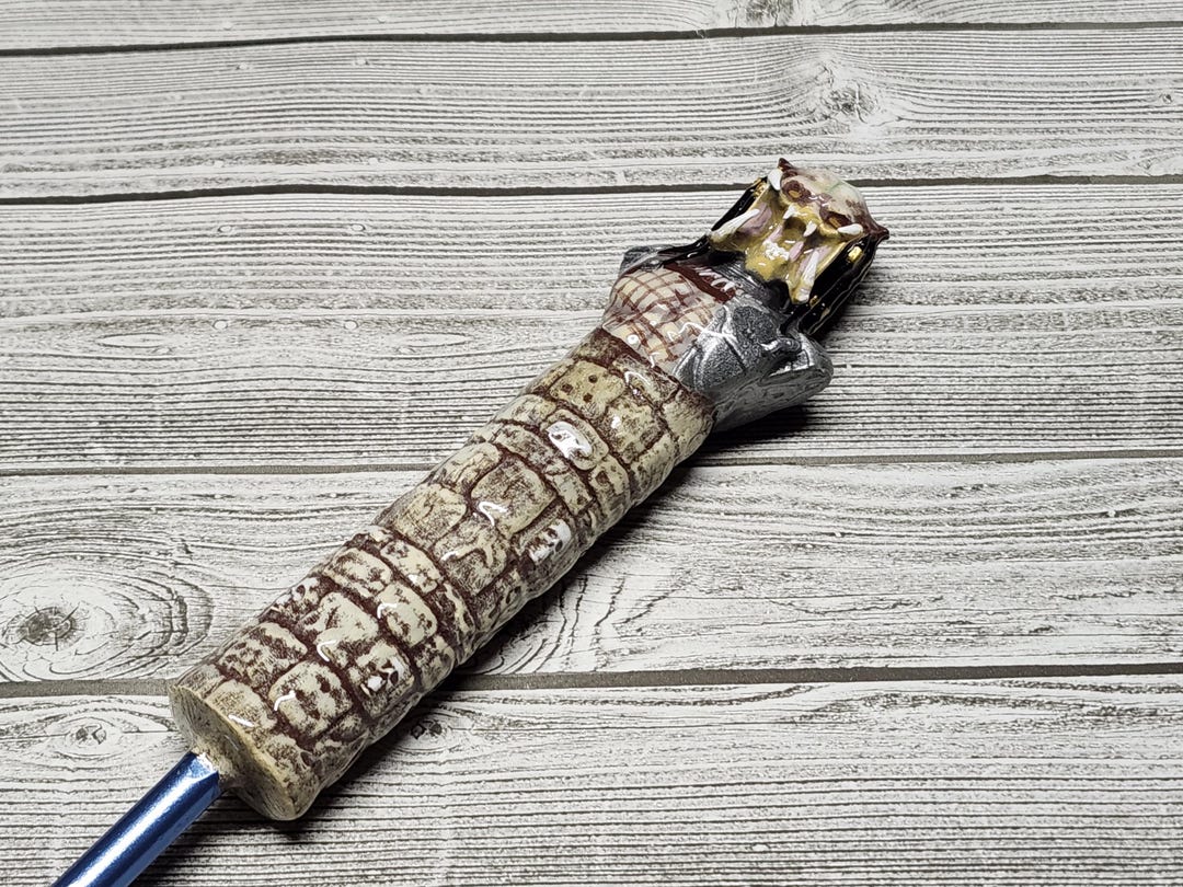 Ergonomic Crochet Hook, Predator Crochet, Alien Crochet Hook, Nerdy ...