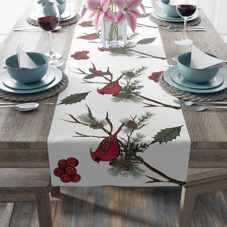 Cardinal Holiday Table Runner: Farmhouse Christmas Decor - Etsy