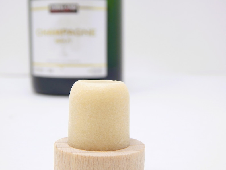 Black Bear Wooden Wine Stopper | Handmade Bear Collectible Bar Decor ...