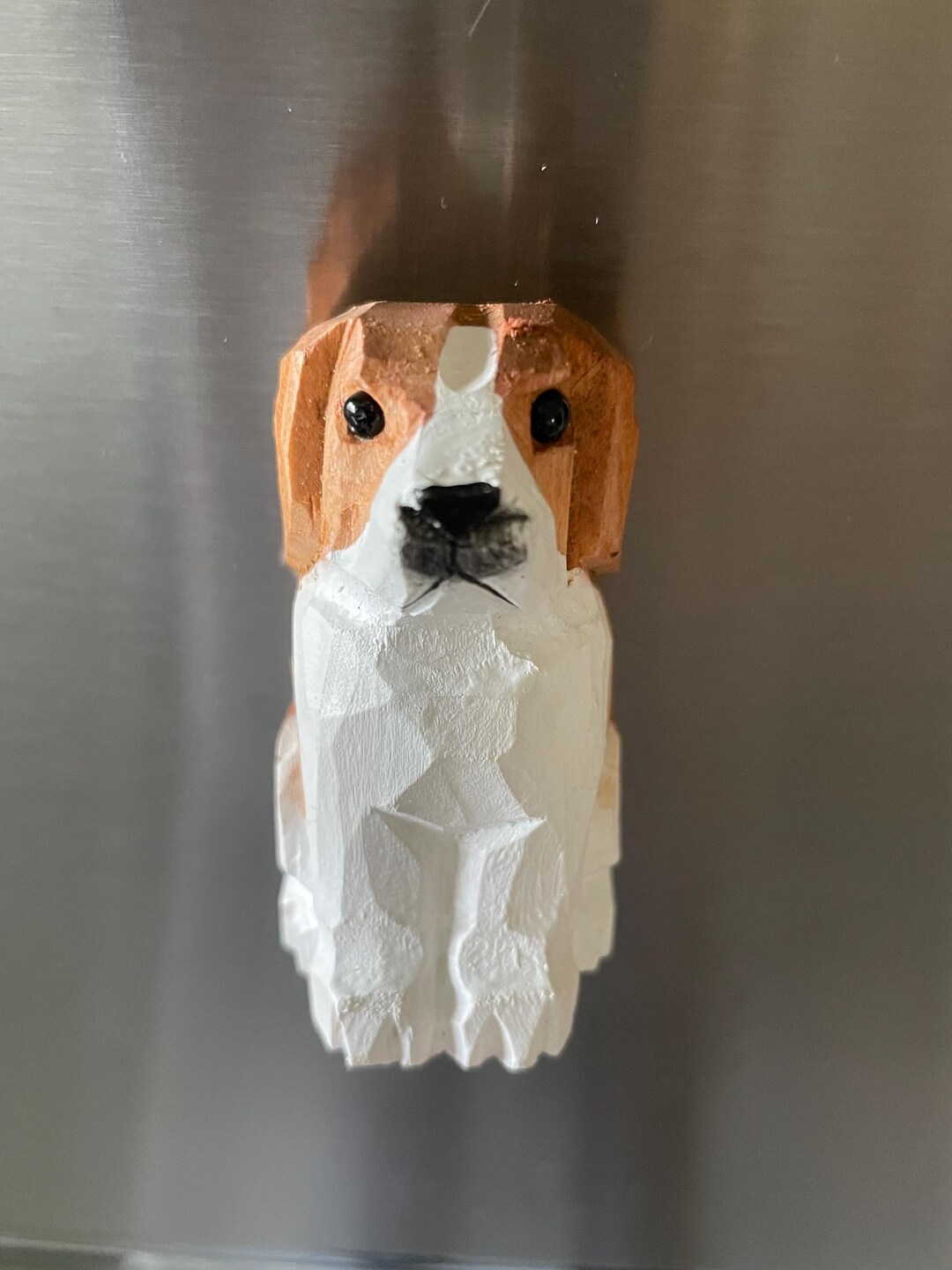 Beagle Dog Wooden Fridge Magnet | Hand-carved Puppy Decor - Etsy