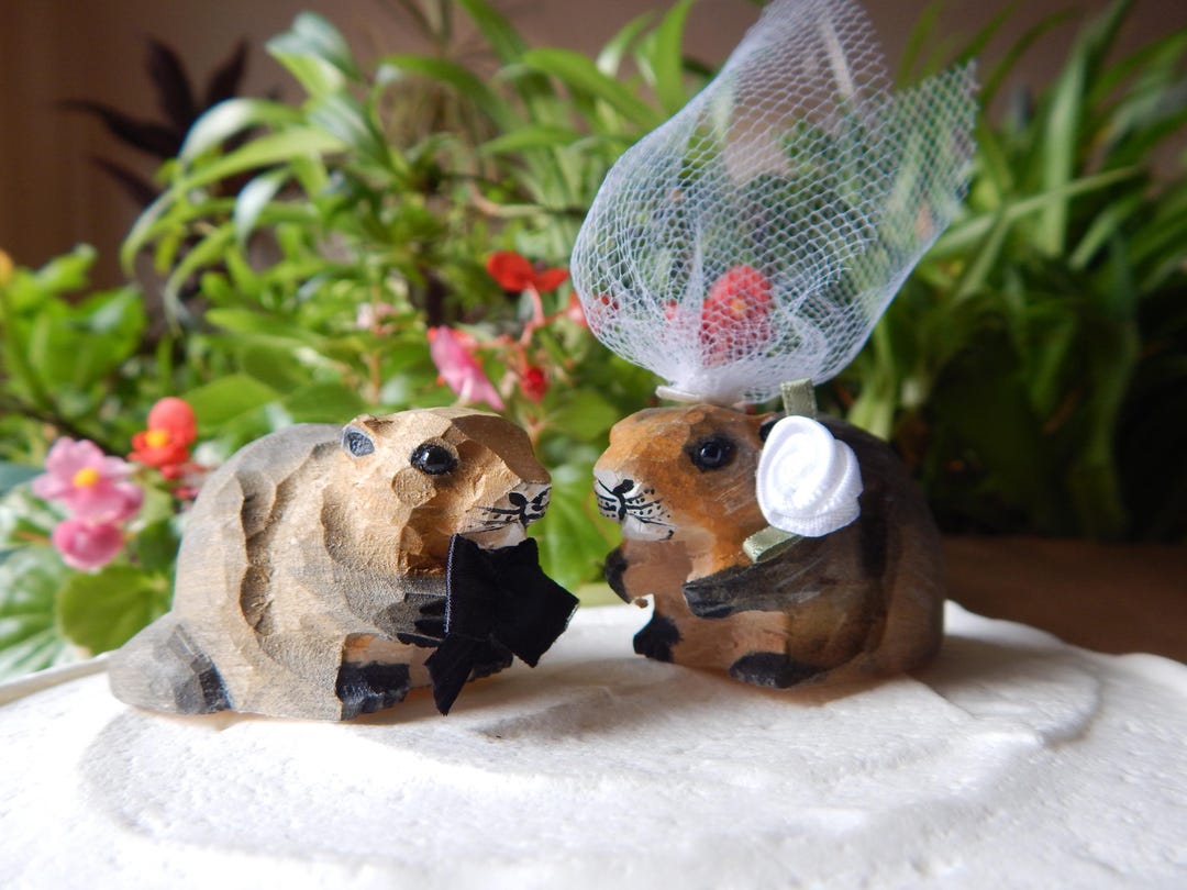 Beaver Figurine Cake Topper Bride & Groom Love Wedding Engagement ...