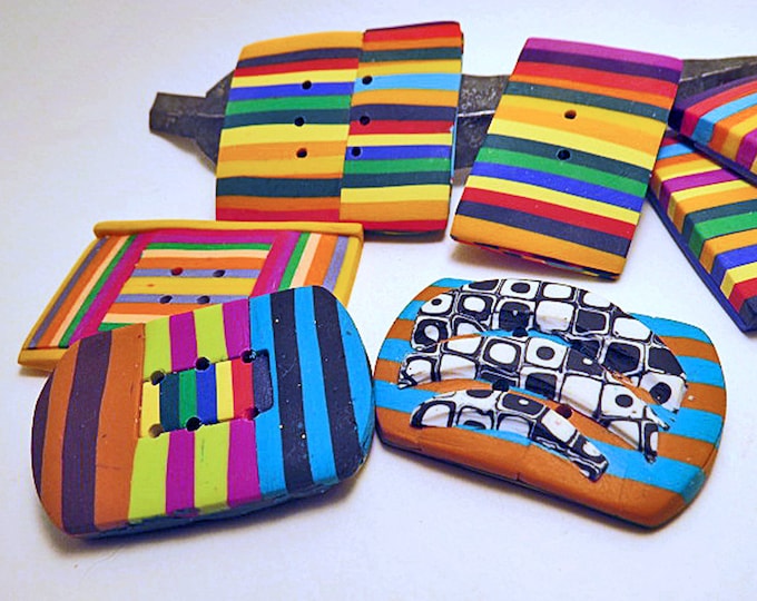 Wacky Buttons. Beautiful Brooches. Freestyle by QuerkyBitsbyKerry