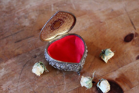 Small Heart Box - heart box - Valentine's Day box - t… - Gem