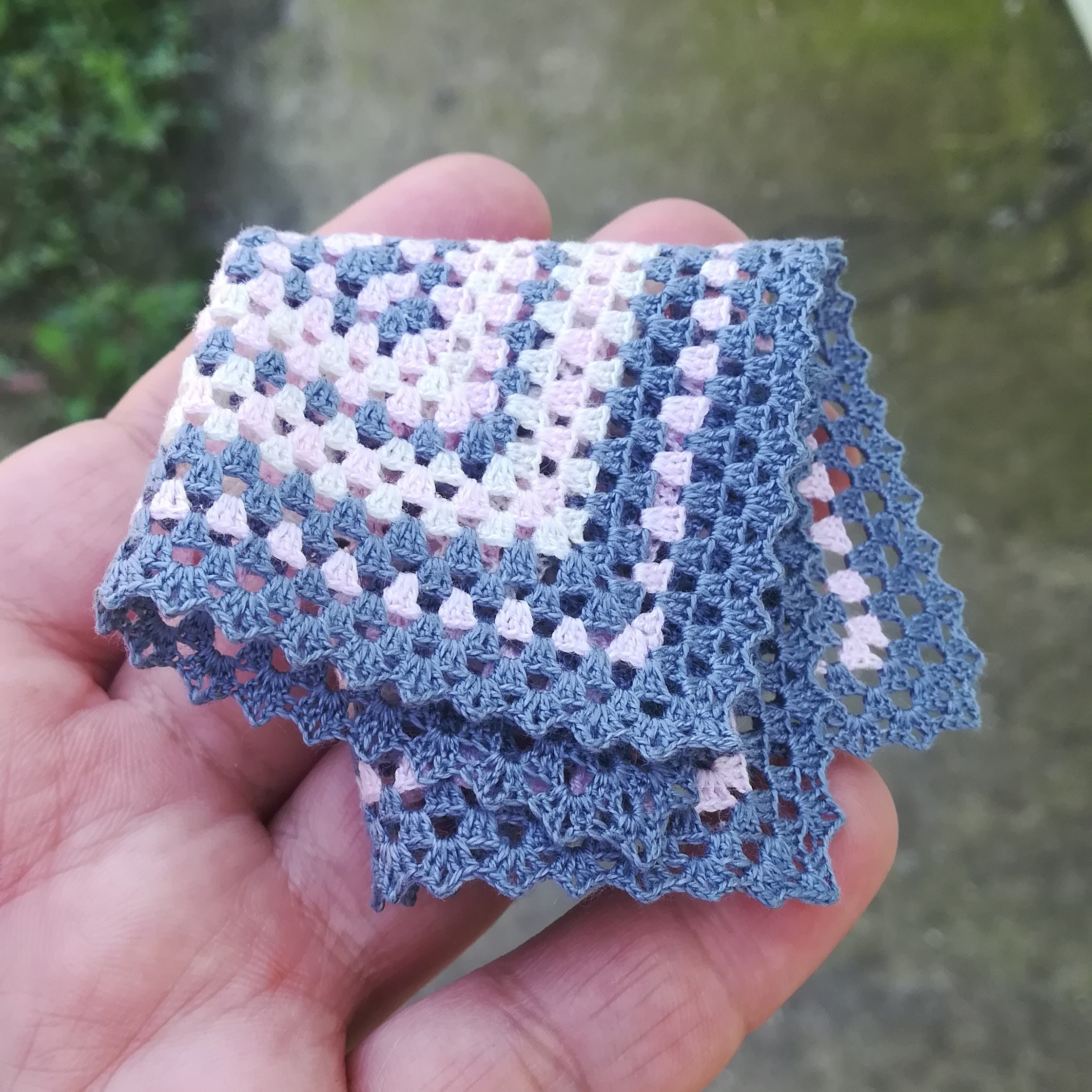 Dollhouse miniature crochet baby blanket steel grey pink bieg | Etsy