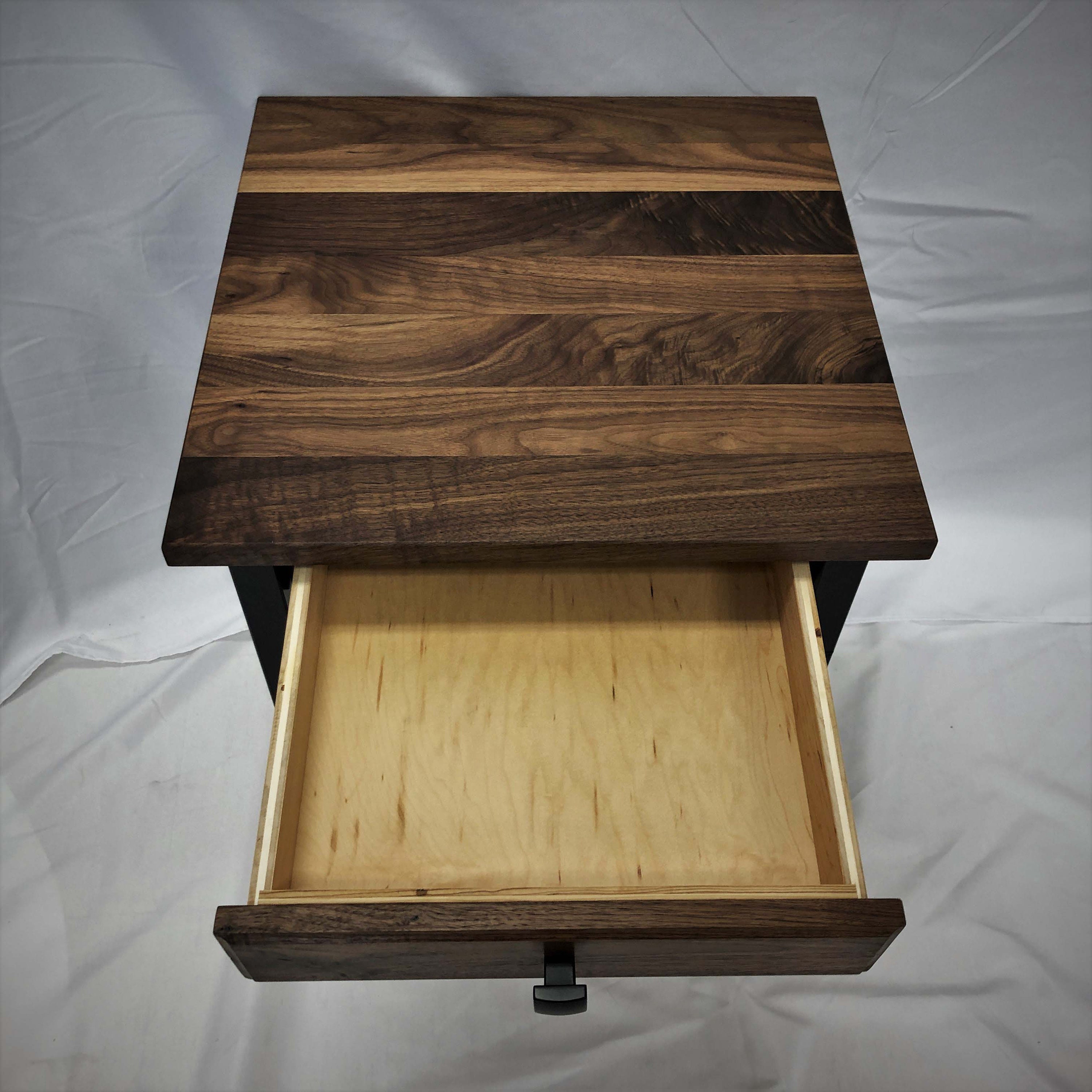 Turner Minimalist Side Table / Industrial End Table / Solid | Etsy