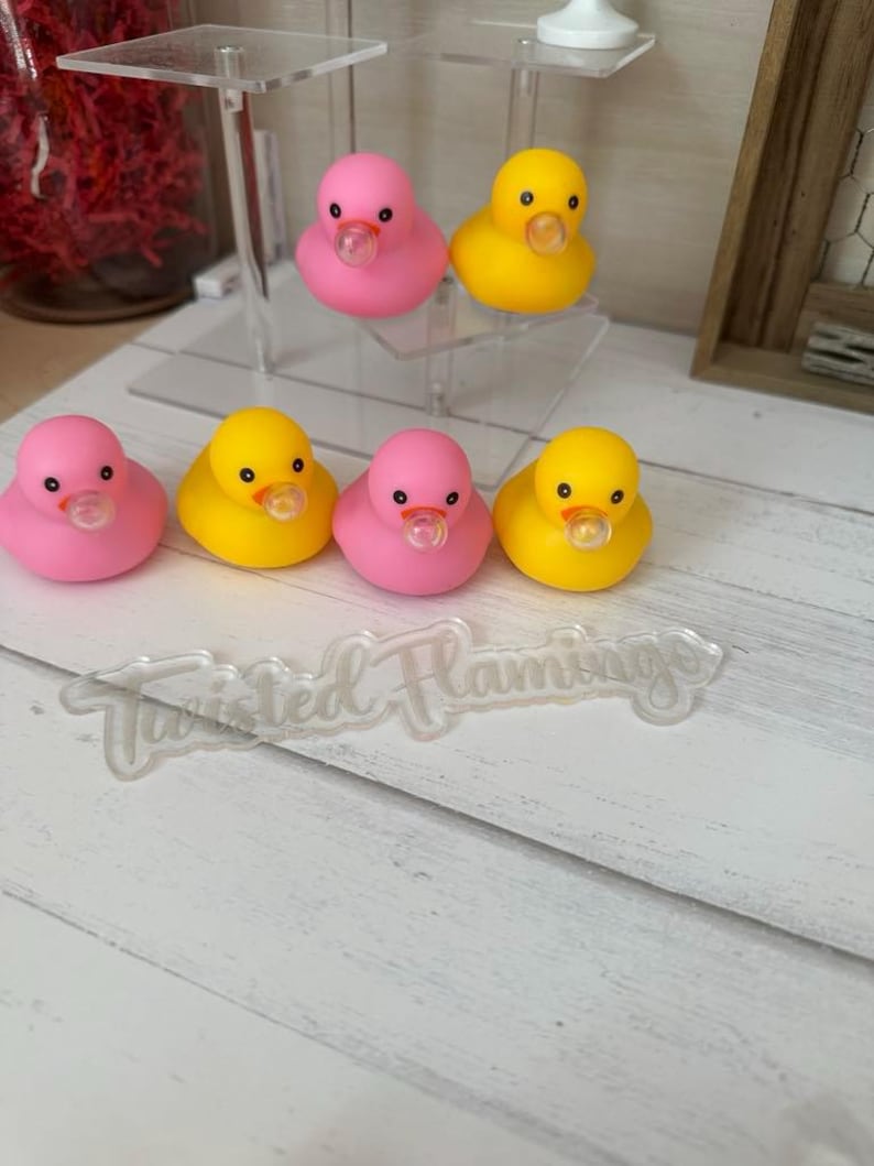 Pink Rubber Duck Dashboard Ornament: Bubble Gum Blowing Jeeper ...