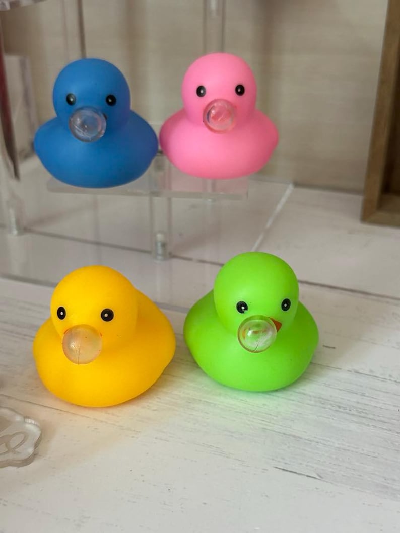 Pink Rubber Duck Dashboard Ornament: Bubble Gum Blowing Jeeper ...