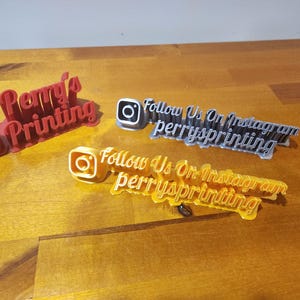 Custom Desk Nameplate With Emoji – 3D Printed Office Name Sign ...