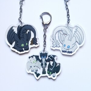 Toothless Charm - Light Fury Charm - Night Lights Charms - How to Train ...