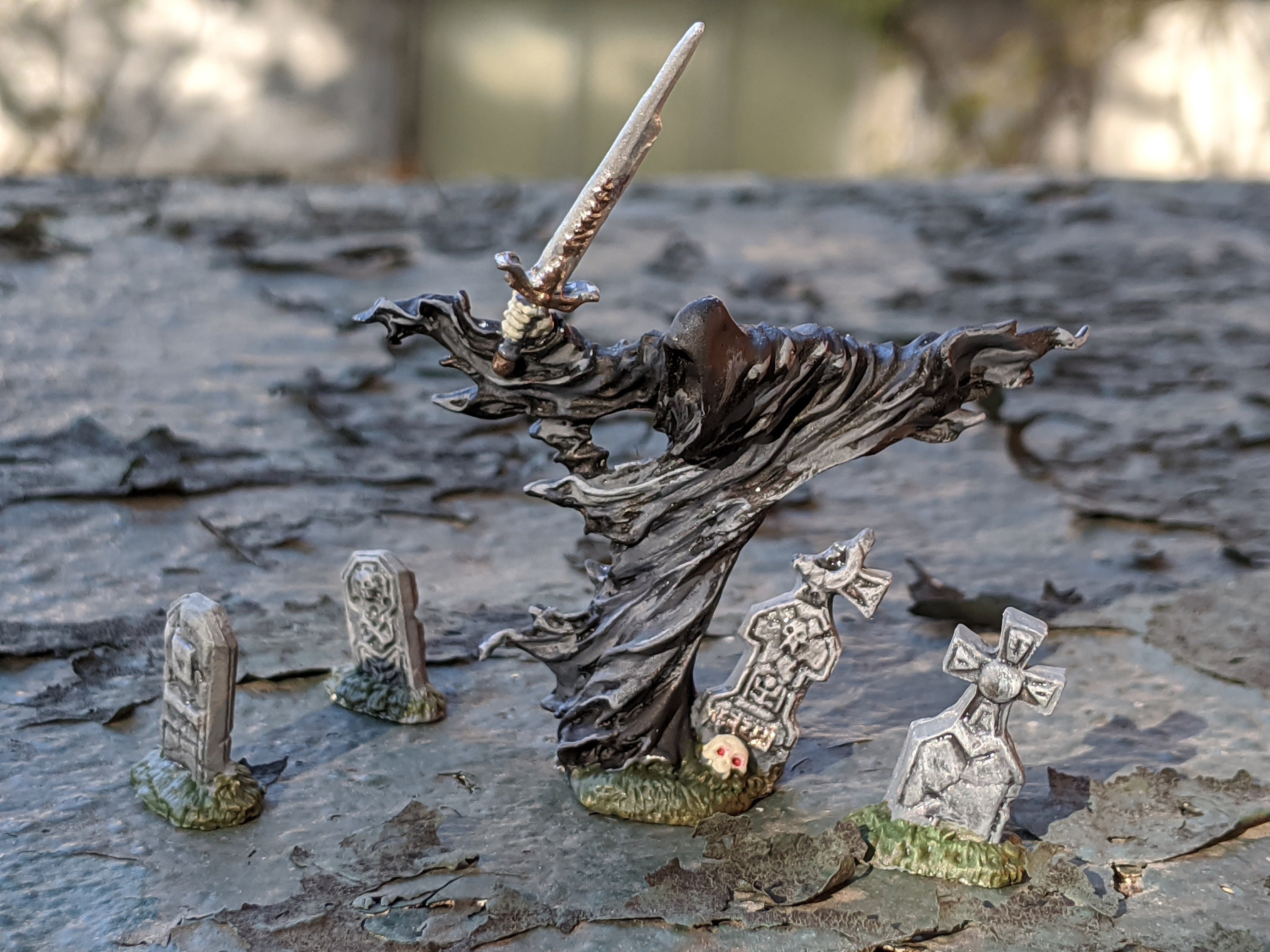 Wraith Spectre Banshee Mini With Gravestones for Dnd or Pathfinder - Etsy
