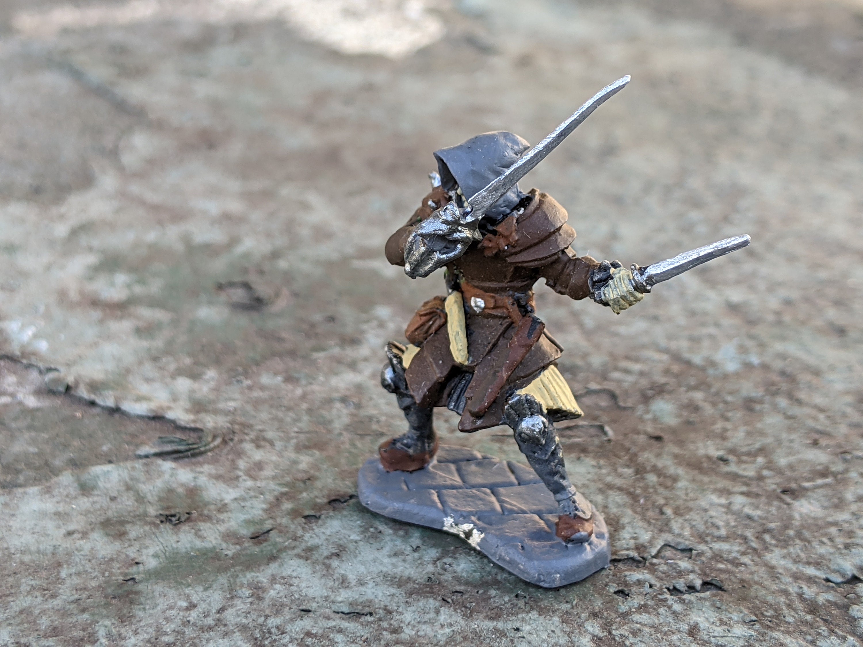 Dual Wielding Rogue Assassin Dnd or Pathfinder Mini - Etsy