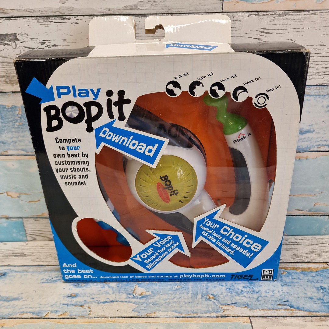 Bop It Download Electronic Handheld Toy Hasbro White Tested & Working ...