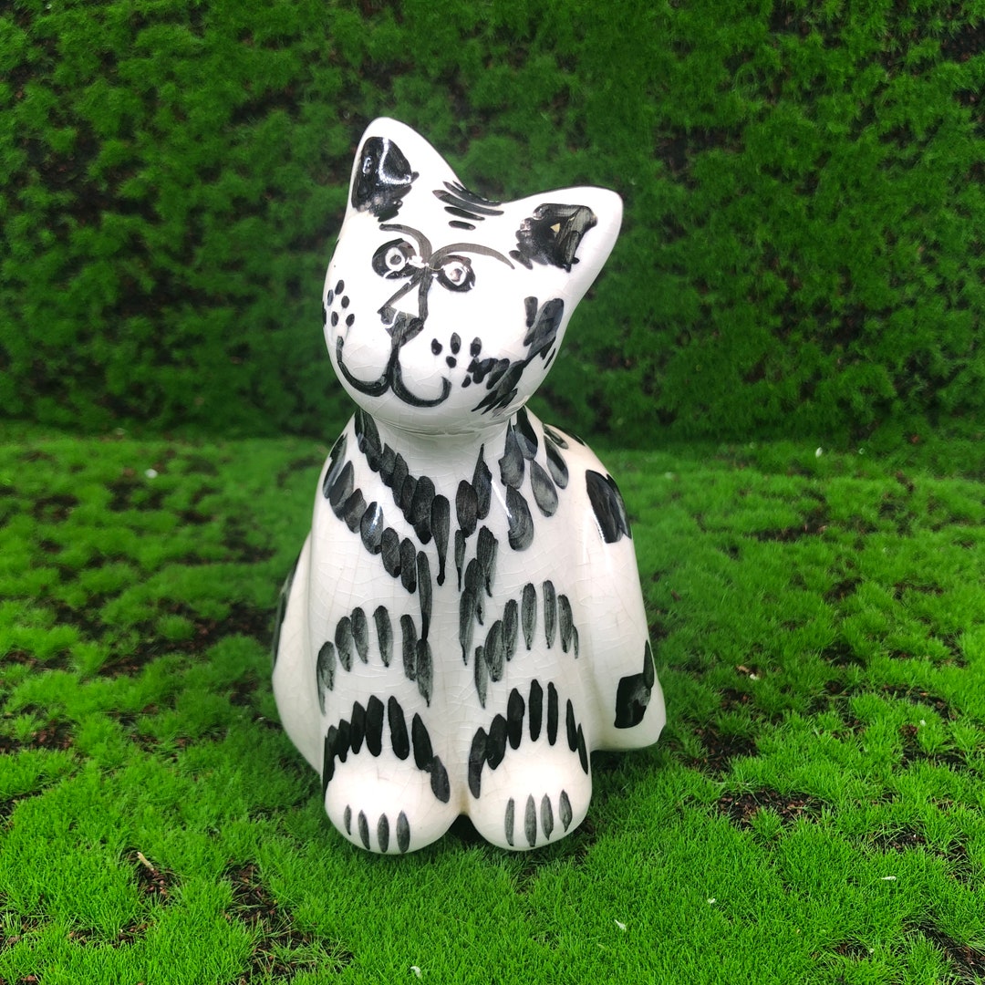 Burnham Studio, Art Pottery Cat Figurine, Hand Painted, Thom Jan ...