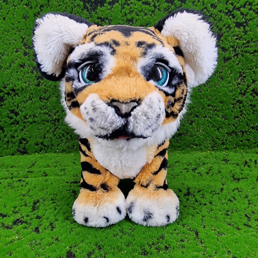 Furreal Roarin Tyler the Playful Animated Tiger Interactive Pet Girls ...