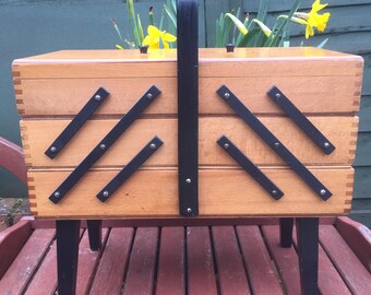 Vintage sewing box | Etsy