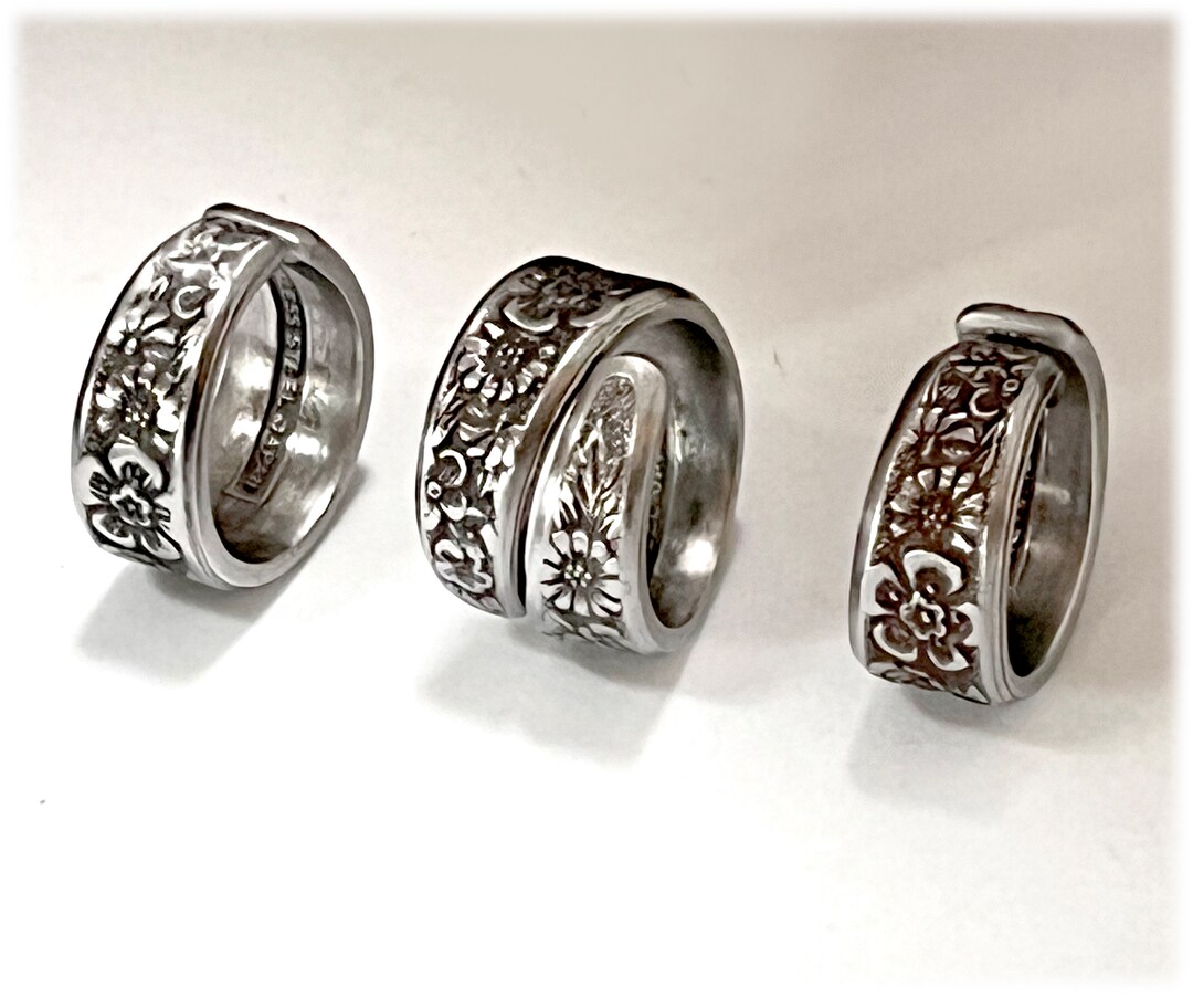 Jardinera Stainless Steel Spoon Ring, MCM Floral Band, 1960s Black ...