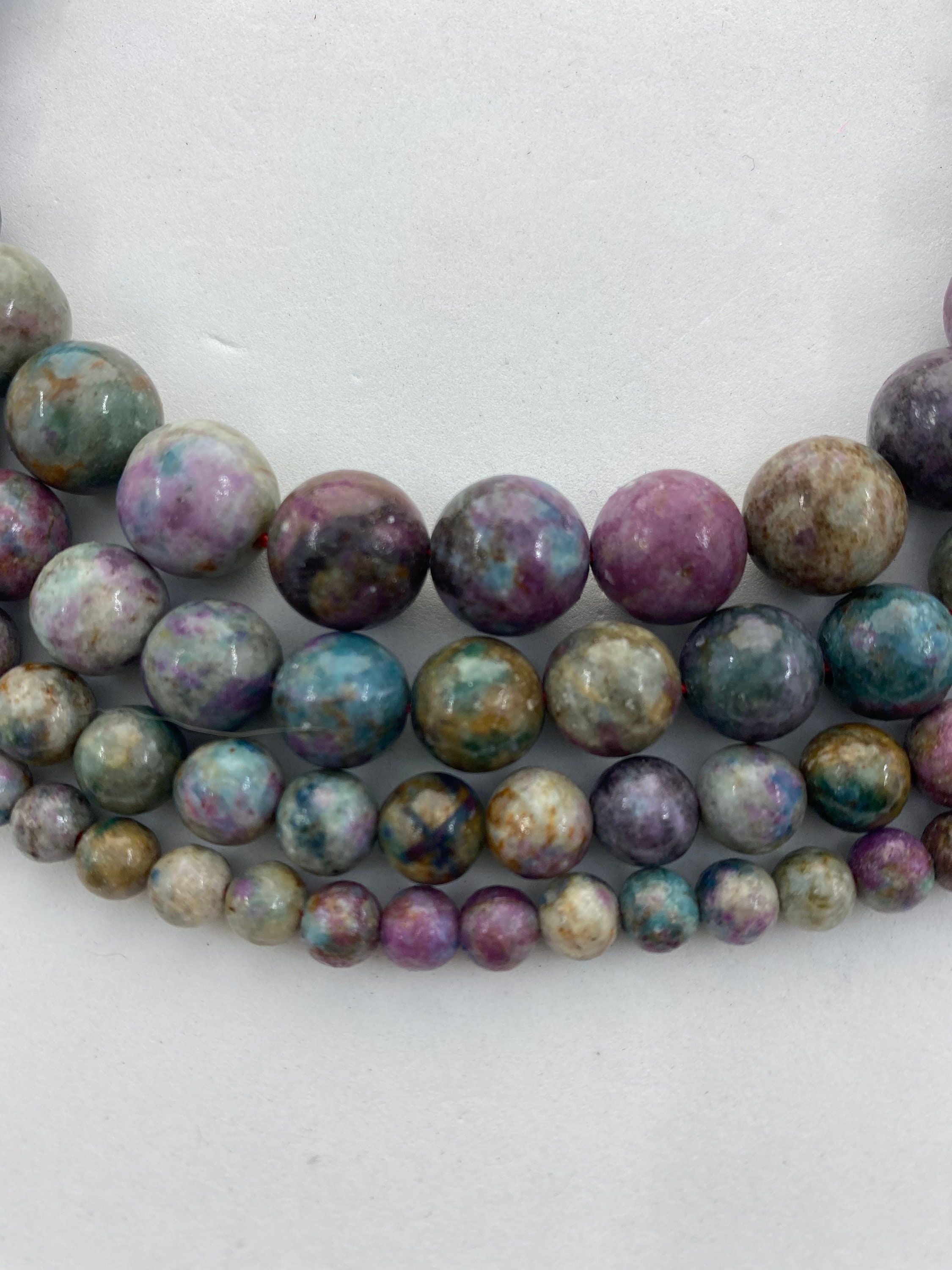 Ruby in Fuschite Gemstone Beads. 15 Strands of Round Beads - Etsy