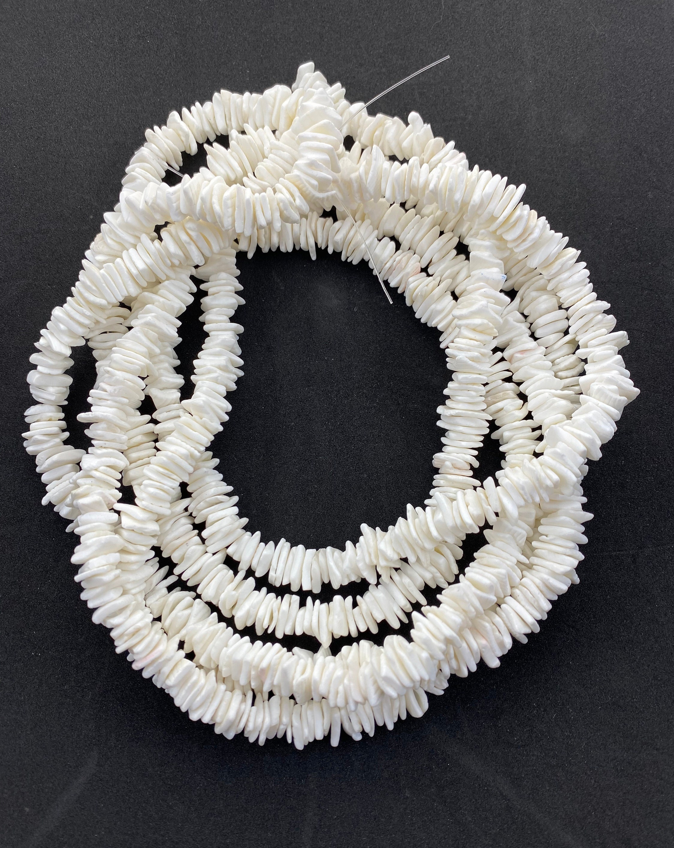 White Clam Shell Chip Beads. 16 Strands of 10-12mm White - Etsy