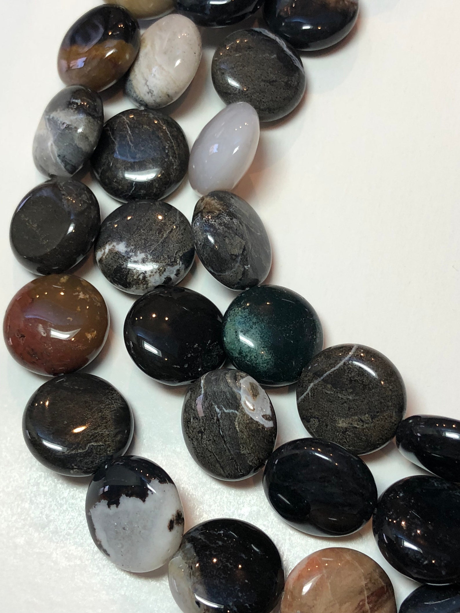 14mm Puff Coin Montana Agate Gemstone Beads. Found in the Yellowstone ...