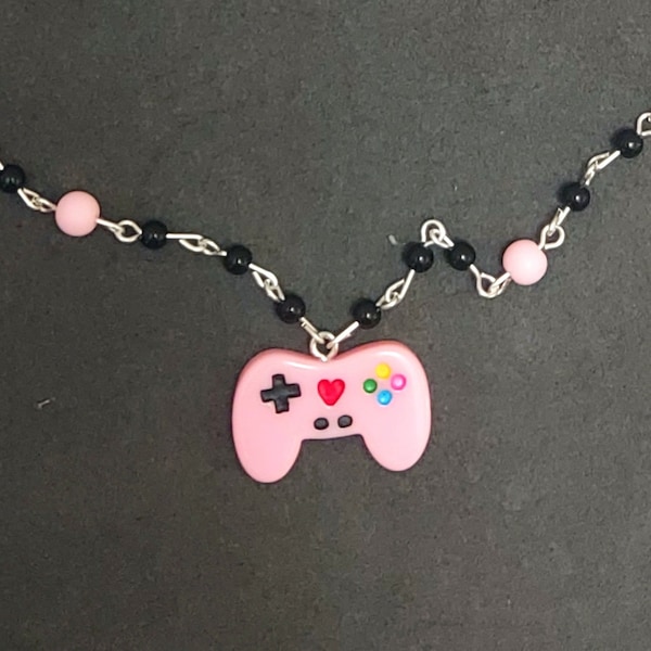 Gamer Girl Necklace - Etsy