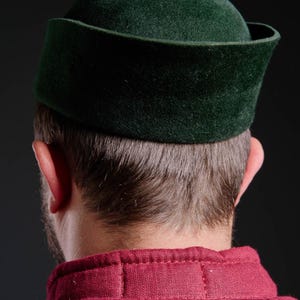 Felt Medieval Beret Hat, Custom 16th Century Style, LARP, Renaissance ...