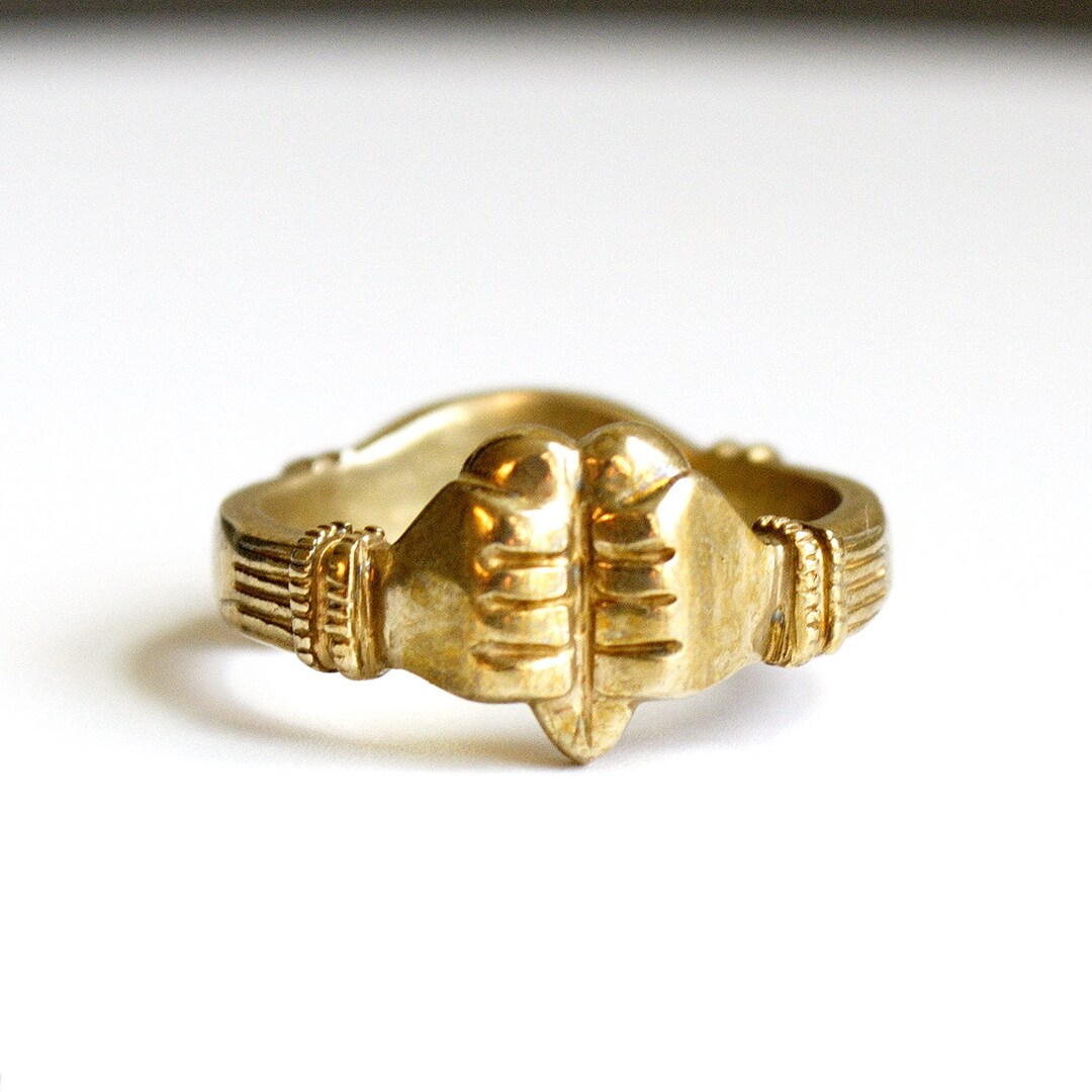 Medieval Fede Ring, Italy, 15c. Brass. From Victoria and Albert Museum ...