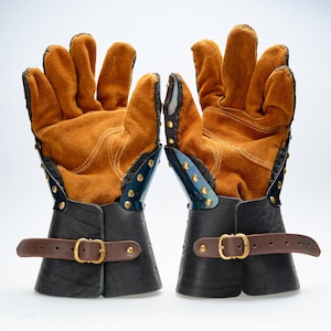 Brigandine Gauntlets Mid 14th Century, Hand Armor of European Knights ...