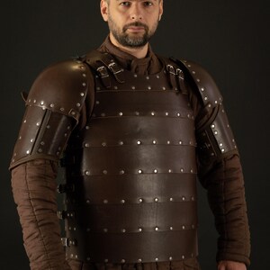 Leather Hammered Titanium Spaulders, Warrior Outfits, Medieval Armor ...