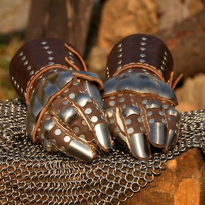 Visby Brigandine Gauntlets for SCA Events, Viking Mittens for ...