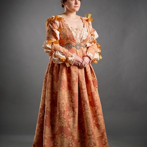 Renaissance Italian Princess Dress, Lady Chemise Dress, Renaissance ...