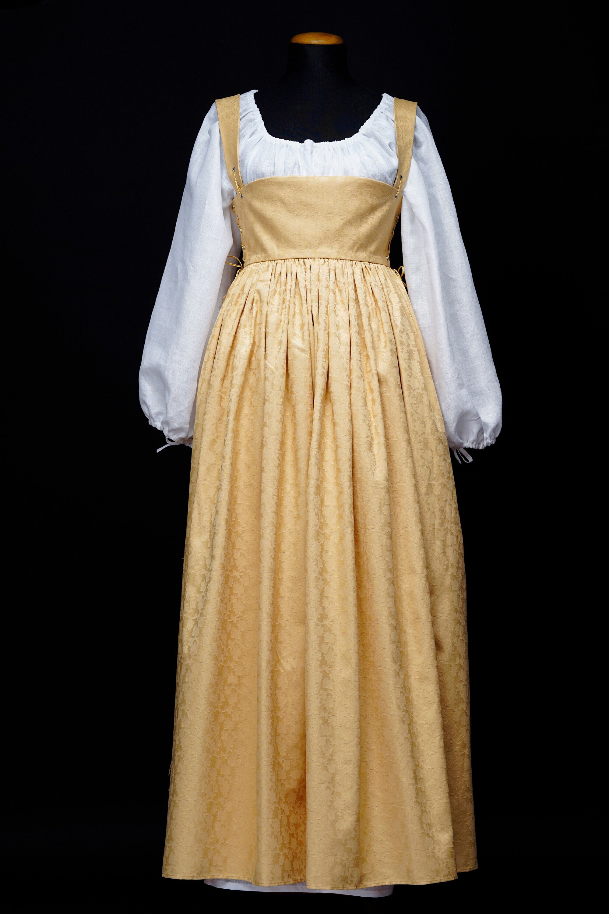 Renaissance Chemise Dress, Medieval Garb Women, Italian Long Dress ...