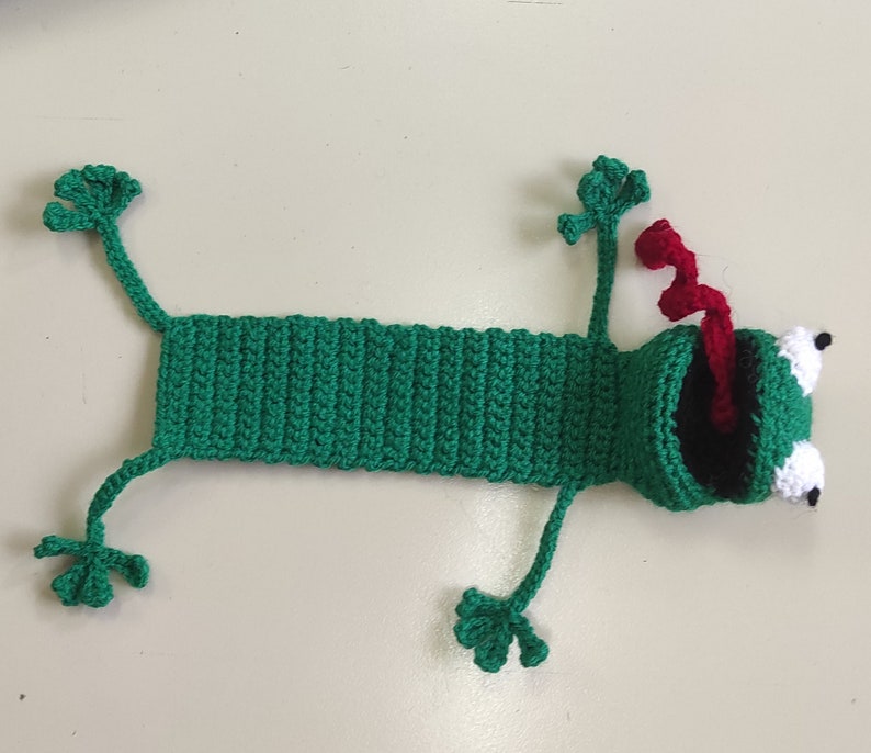 Crochet Frog Bookmark Pattern Amigurumi PDF Perfect for Book Lovers, Halloween Bookmark - Etsy