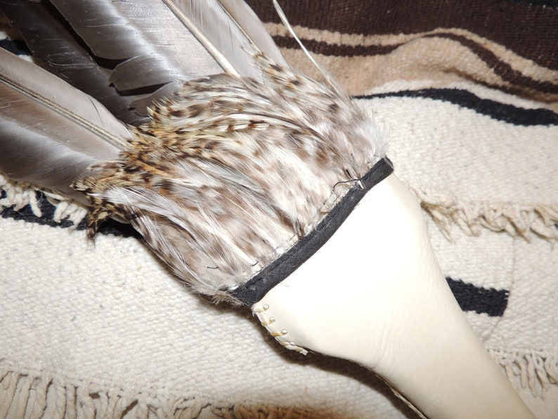 Native American Traditional Wing Dance Fanpowwow Regalia. | Etsy