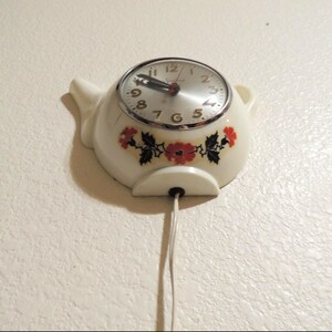 RARE 1960's Sessions Red Poppy Teapot Wall Clock. - Etsy