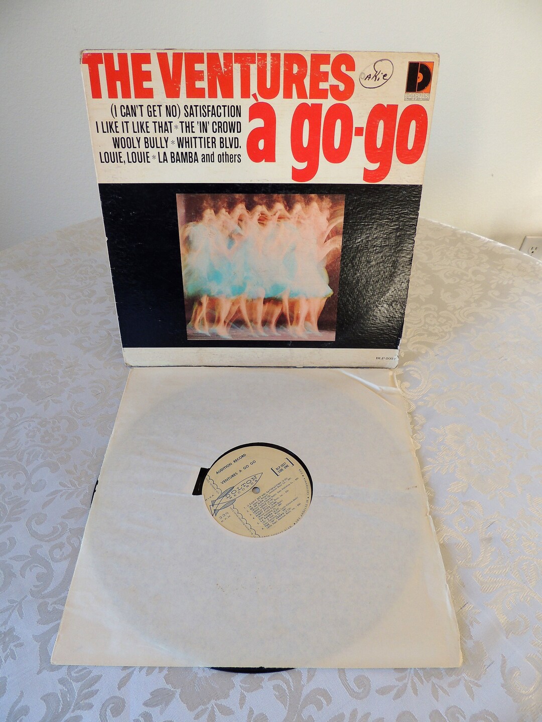 2 Rare Vintage 1964 / 1965 Audition Record and First Press Album the Ventures A Go Go, BLP 2037 ...