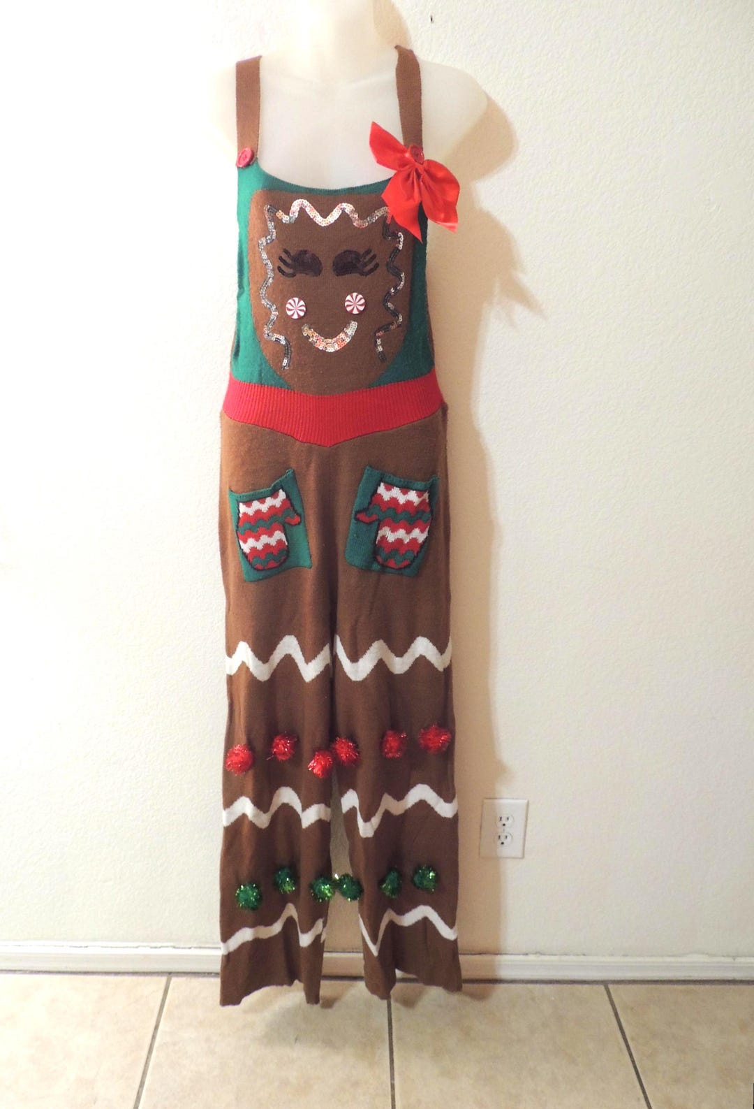 Eyeshadow Brand Gingerbread Man-inspired Knitted Overalls. - Etsy