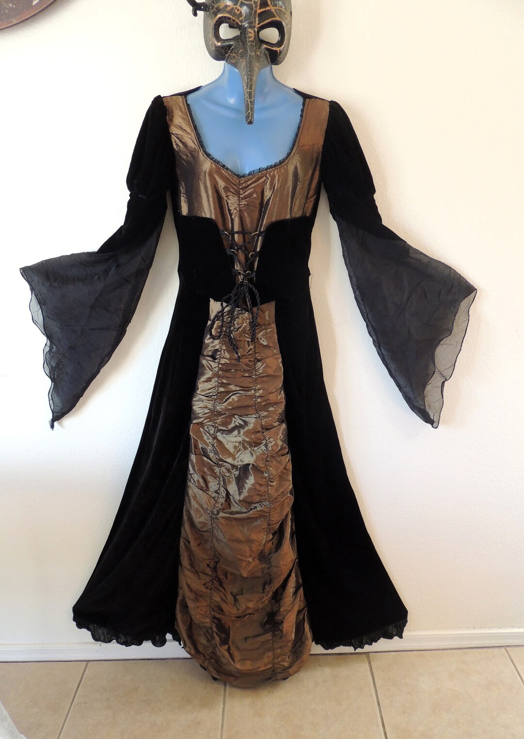 Ladies Venetian Plague Dr. Costume, Sexy Halloween Dress, Mask and Wig ...