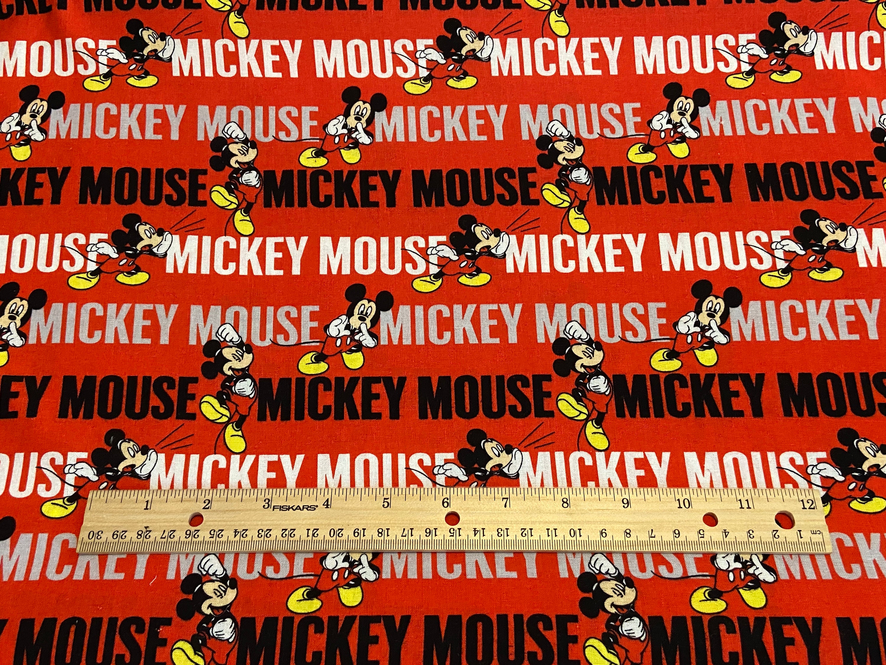 Fabric Sewing ** GRAY BACKGROUND!**Fat Quarter Fabric Mickey Pieces of ...