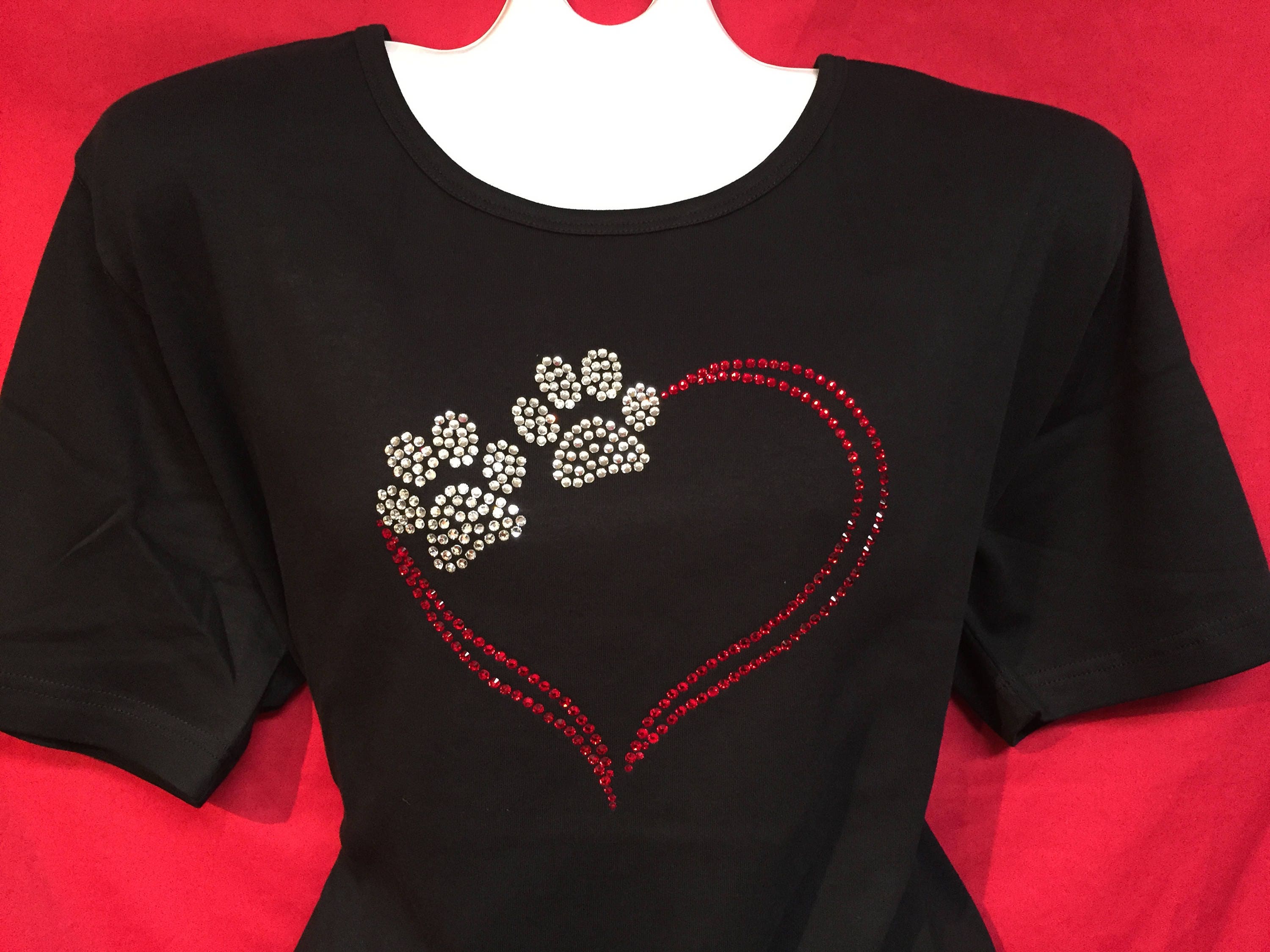 Do Dog Paws Indicate Size