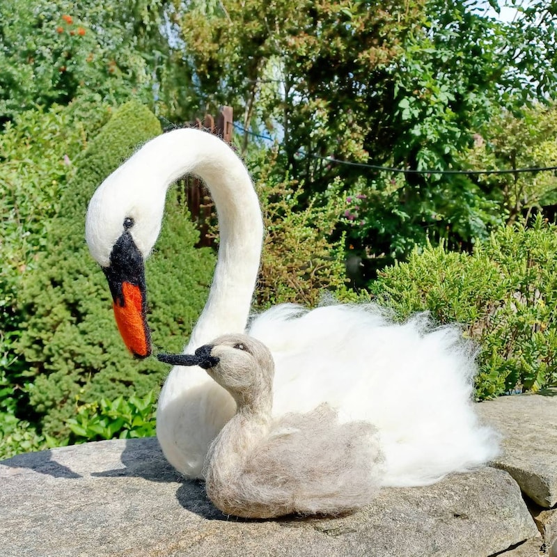 Felt Swan - Etsy