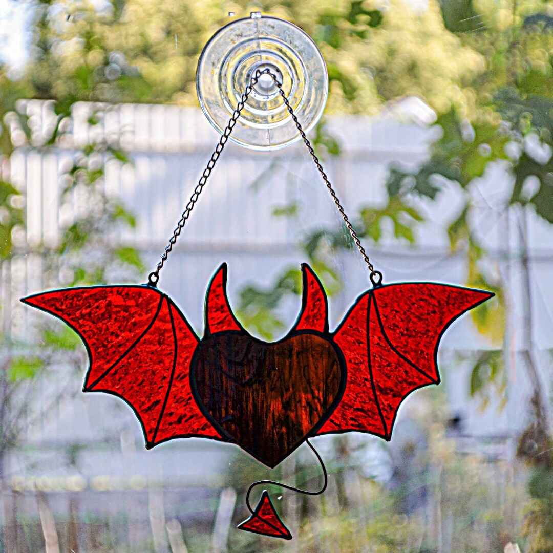 Devil Heart Stained Glass Suncatcher Flying Infernal Heart Lucifer Red ...