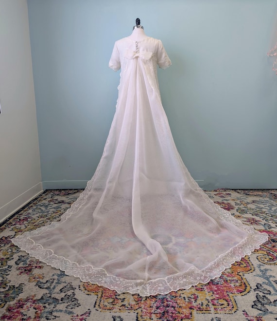 1960s Wedding Gown Featuring Watteau Train With Bow D… - Gem