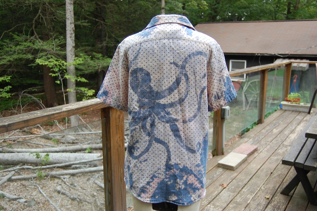 Octopus Upcycled Batik Tie Dye Mens S Womens M Short Sleeve Button up ...