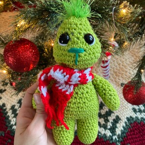 Baby Grinch Stuffie, Christmas Stuffie, Amigurimi, Grinch Toy, Stuffed ...