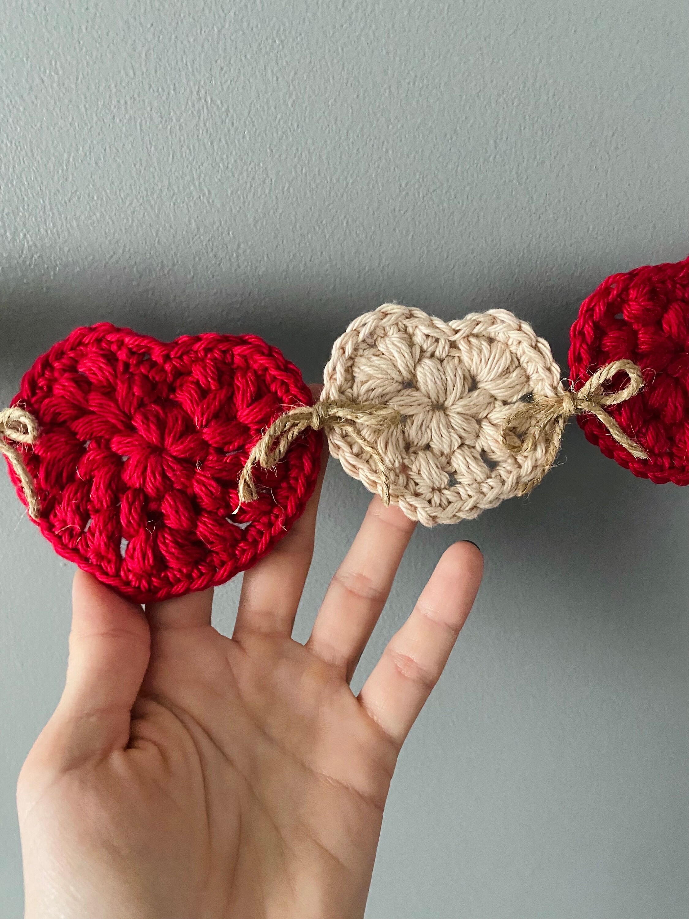 Crochet Puff Stitch Heart Pattern, Heart Applique, Easy Crochet Heart ...